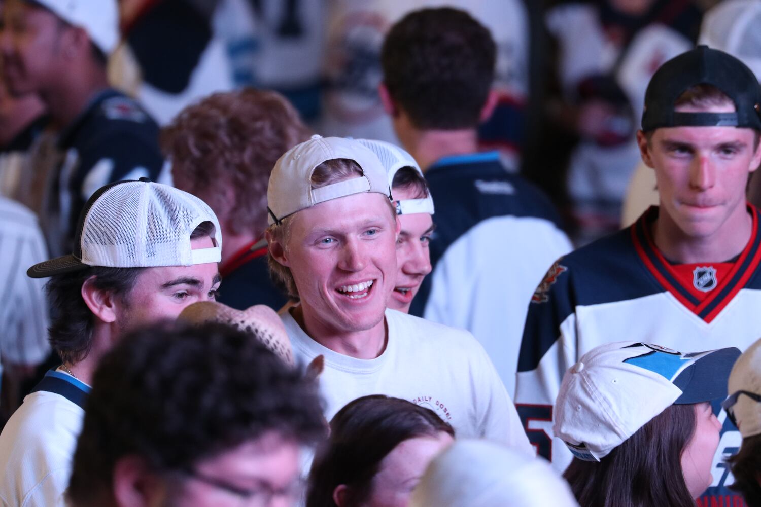 Winnipeg Jets Game 7 White Out Street Party Highlights – CTVNews