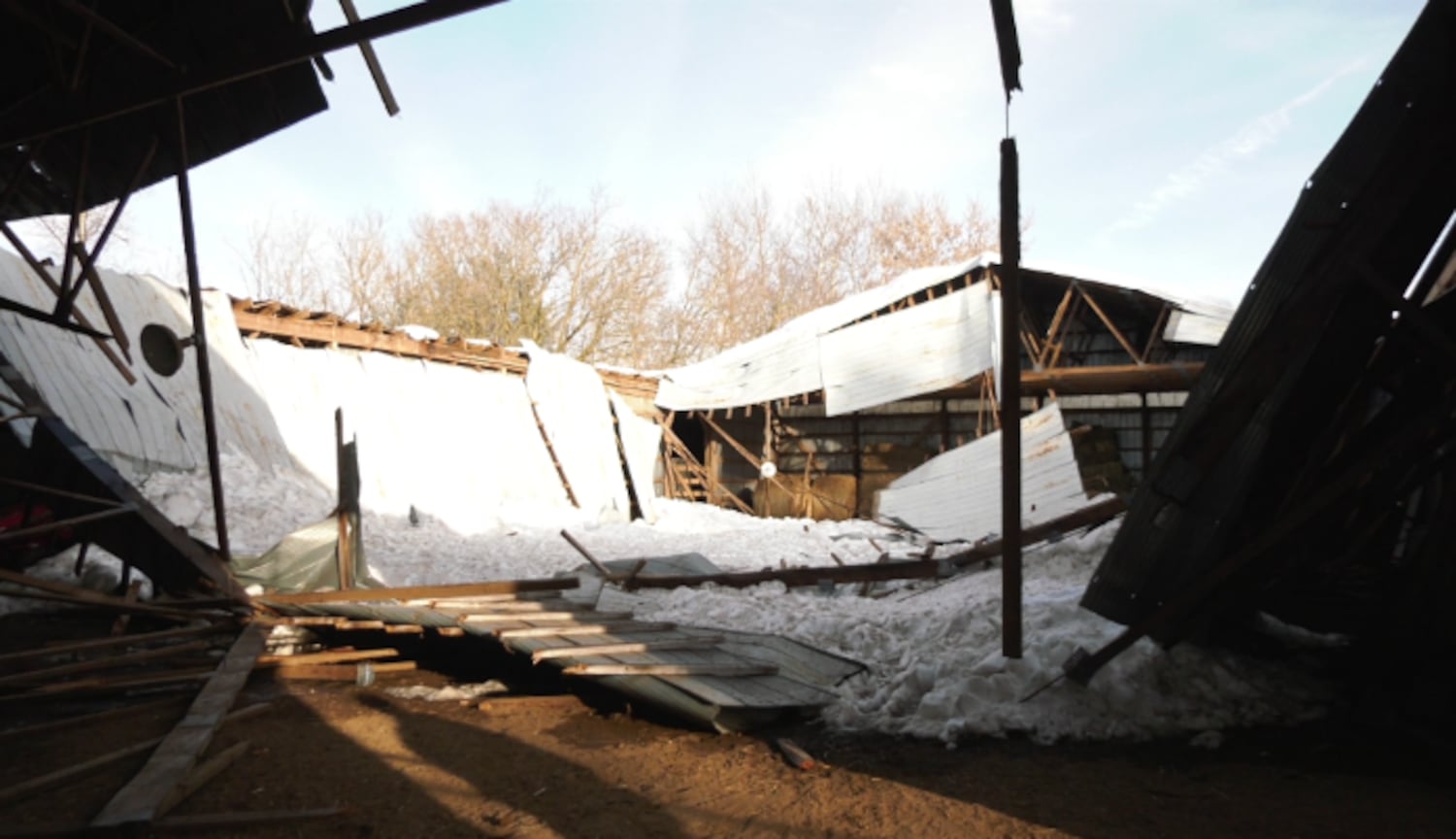 Roof collapses in Midwestern Ontario – CTVNews