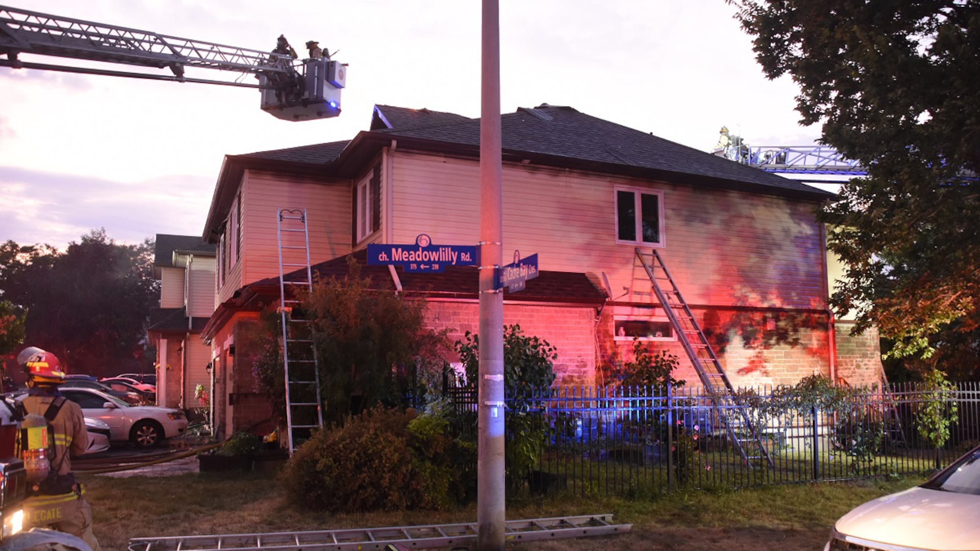 Fire on Cache Bay Crescent in Findlay Creek – CTVNews