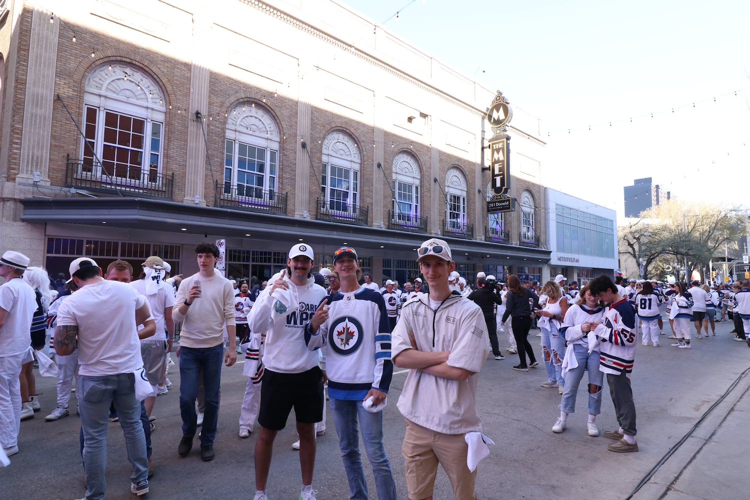 Winnipeg Jets Game 7 White Out Street Party Highlights – CTVNews