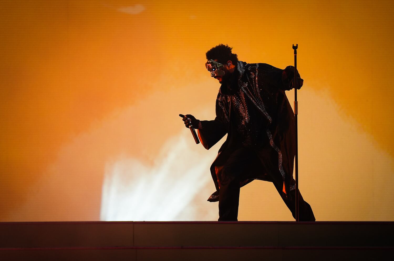 The Weeknd opens world tour in Vancouver – CTVNews