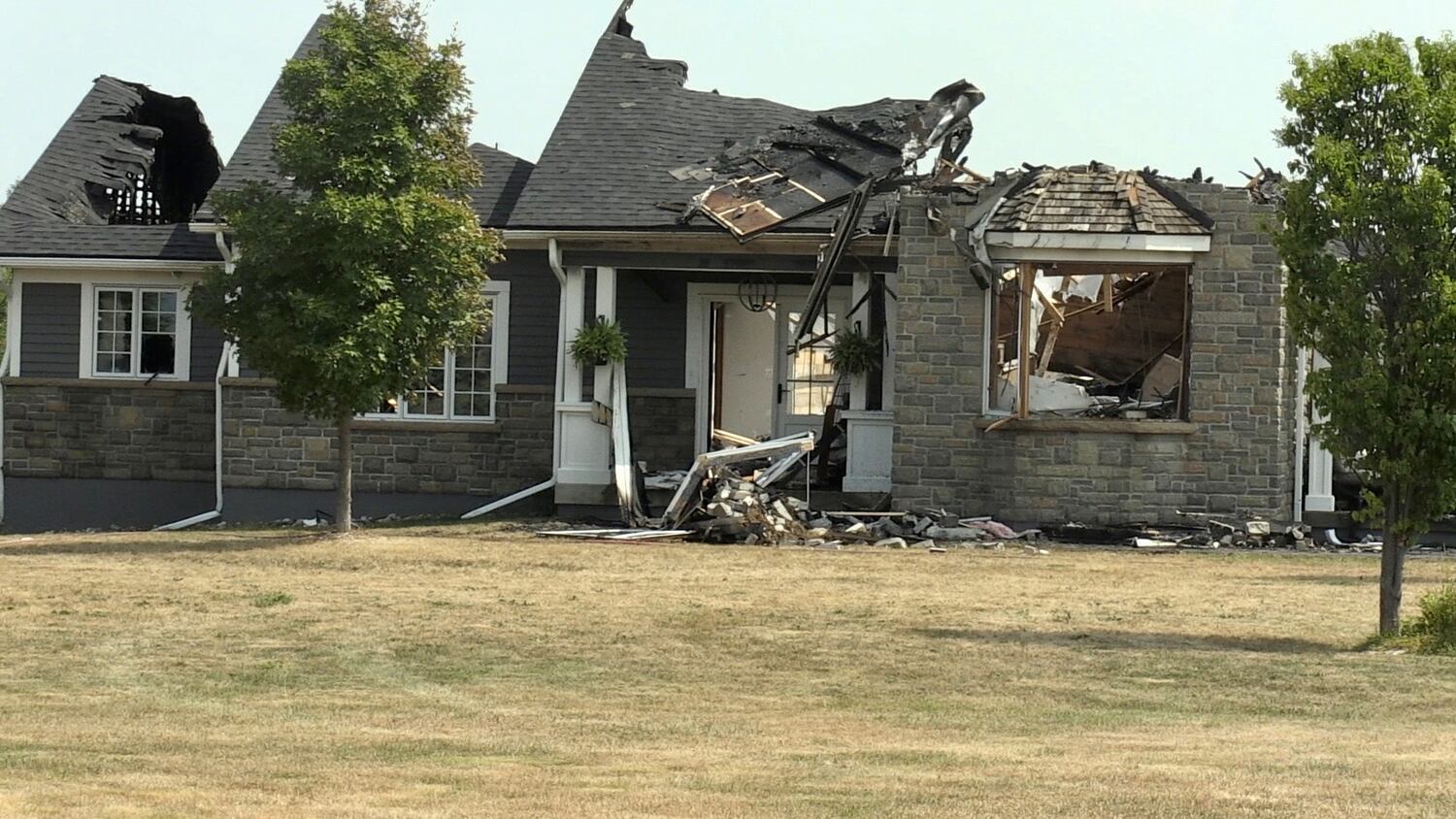 House destroyed by fire in Clearview – CTVNews