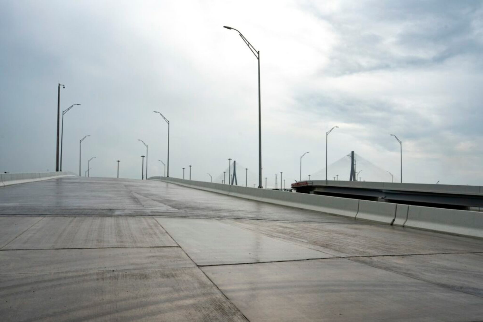Gordie Howe Bridge progress photos August 2025 – CTVNews