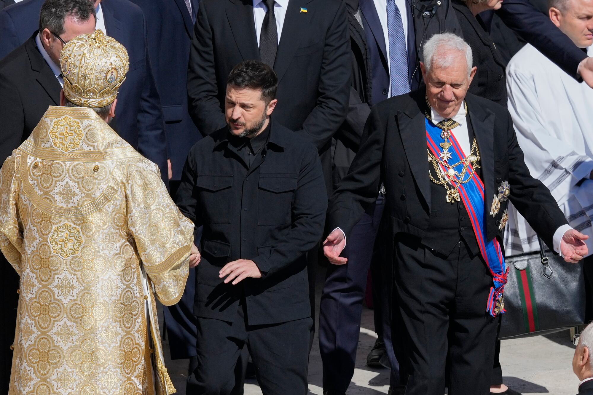 Mourners from around the world gather for the funeral of Pope Francis ...